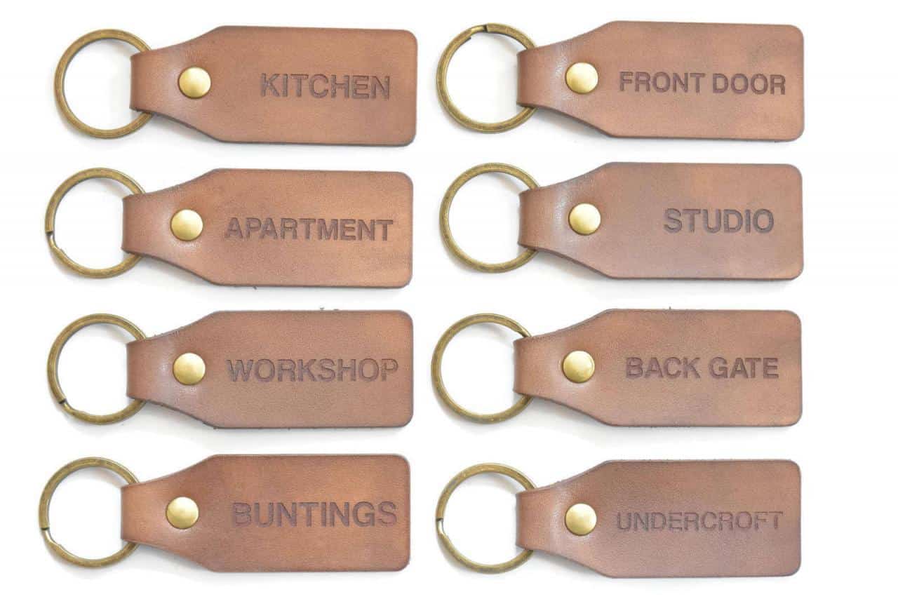 Leather key tag TA 035 – TAleatherworks